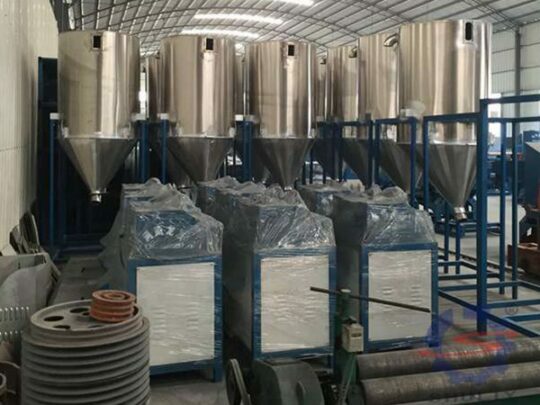 Plastic pellet storage bin - Plastic recycling machine plant