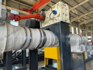 Temperature control of plastic pelletizing extruder